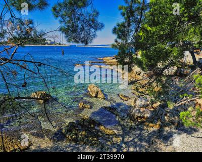 Beatiful Beach in Porec, Croatia (Blue sky Stock Photo - Alamy