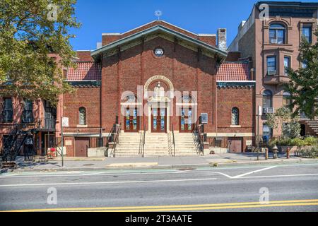 Congregation B'nai Jacob ( Park Slope Synagogue ) in Brooklyn, New York ...