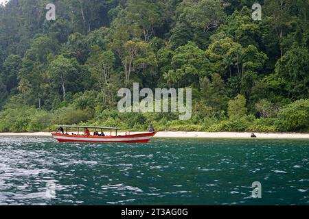 Kawasan Wisata Mandeh Pesisir Selatan, Mandeh Coastal Area, West ...