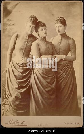 Princesses of Wales, Victoria, Maude, Louise, Alexandra became Queen ...