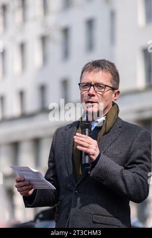 Nicky Campbell speaking at a stop trophy hunting and ivory trade ...