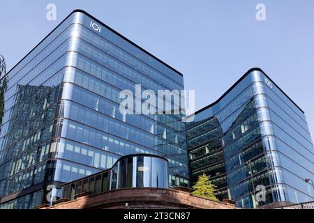 100 and 101 Embankment buildings, Salford, Manchester Stock Photo - Alamy
