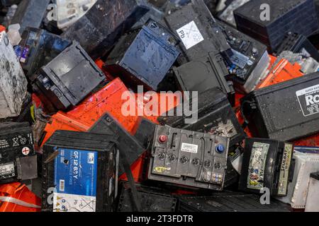 Freiberg, Germany. 25th Oct, 2023. Lead ingots lie in a warehouse of ...