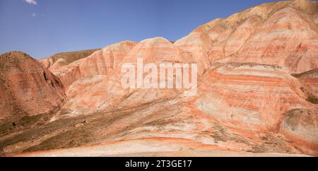 Beautiful Khyzy mountains with red stripes. Khyzy region. Azerbaijan ...