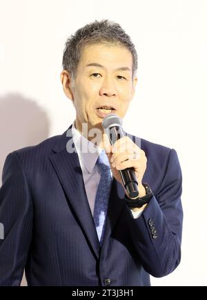 (L-R) Satoshi Ogiso, President of Hino Motors, Koji Sato, President of ...