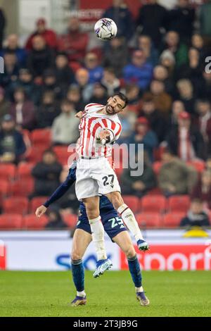Stoke, England, 25th October 2023. Sam Byram of Leeds United (R) is ...