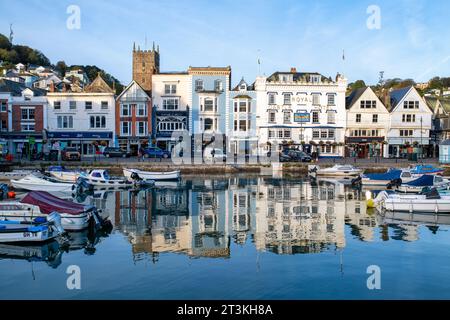 Dartmouth harbour in the early morning. Devon, England Stock Photo - Alamy