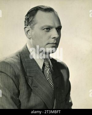 Danish stage and film actor Gunnar Lauring, Denmark 1940s Stock Photo ...