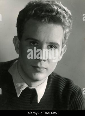 Danish actor Jorgen Reenberg in the movie Ild og Jord, Denmark 1955 ...