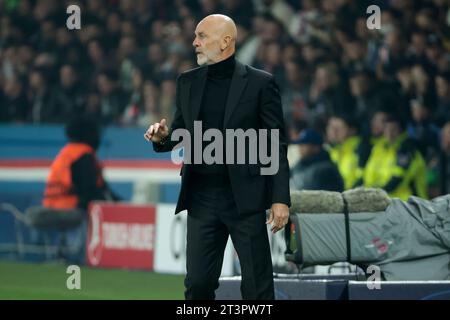 Coach of AC Milan Stefano Paoli during the UEFA Champions League, Group ...