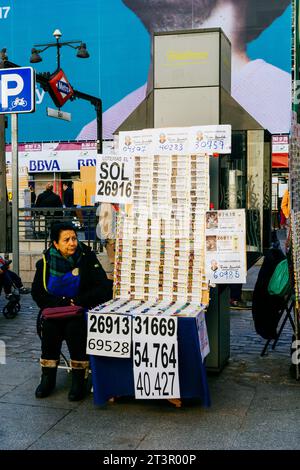Traditional Christmas lottery stall. The Puerta del Sol, Gate of the ...
