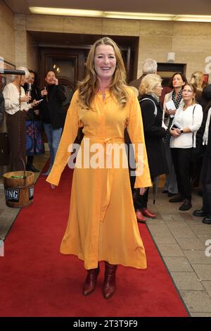 Schauspielerin Maria Fuchs, Saisoneröffnung Gala-Premiere Variete im ...