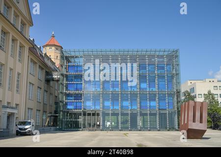 Zentrum für Kunst und Medien, Karlsruhe. ZKM. // 11.07.2025. Karlsruhe, Baden-Württemberg ...