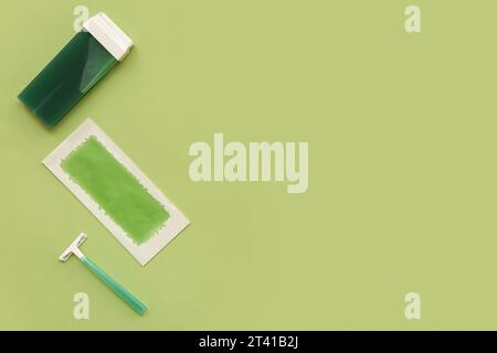 Safety razor with liposoluble wax cartridge, strip and modern epilator ...