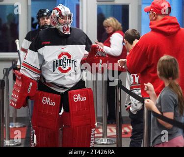Columbus, Ohio, USA. 27th Oct, 2023. Ohio State Buckeyes forward Sloane ...
