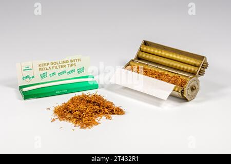 An Evans Patent Concinnum Machine, a vintage cigarette rolling device ...