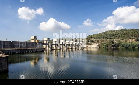 Crestuma - Lever Dam - concrete gravity dam on the Douro River with a ...