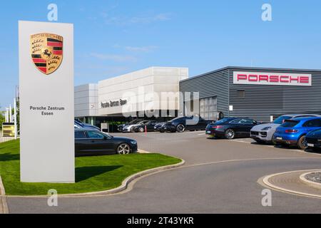 Porsche, Writing at the Porsche center Essen Stock Photo - Alamy