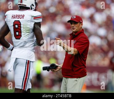 South Carolina head coach Shane Beamer looks up at the scoreboard ...