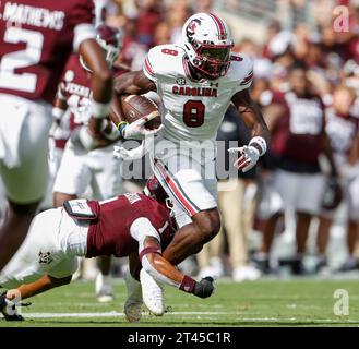 South Carolina wide receiver Nyck Harbor (8) runs for a touchdown after ...