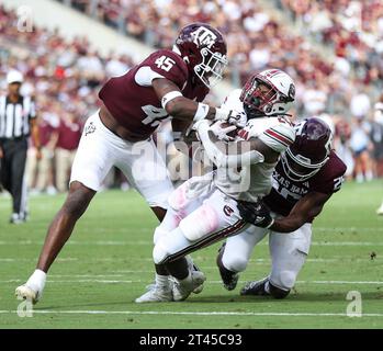 South Carolina running back Mario Anderson (24) runs over Mississippi ...
