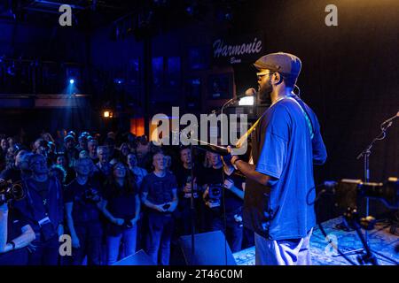 Der britische Sänger JAKE ISAAC beim Live Auftritt auf dem Crossroads ...