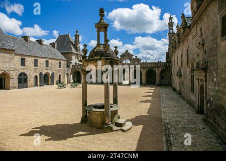 Kerjean castle architecture details, courtyard, Brittany, France Stock ...