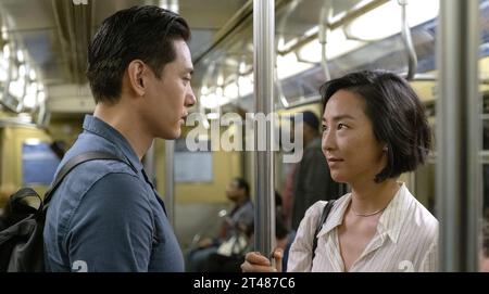 Past Lives 2023 movie Teo Yoo & Greta Lee Stock Photo - Alamy