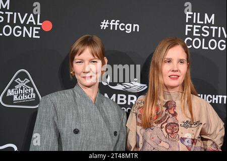Schauspielerin Sandra Hueller, Regisseurin Justine Triet kommt zu der ...