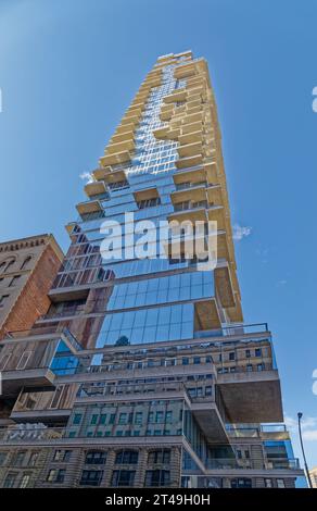 Manhattan’s controversial 56 Leonard Street in Tribeca, aka Jenga ...