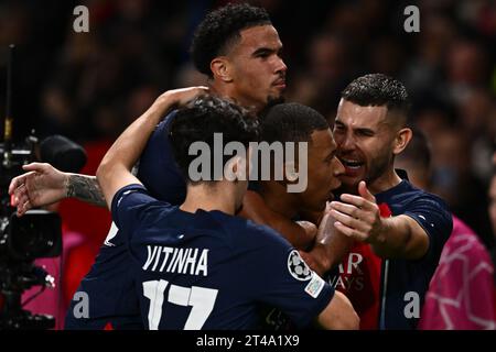 Vitinha of PSG celebrates his goal with Lucas Hernandez of PSG (left ...