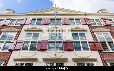 Historic government building on the Buitenhof square in Den Haag ...