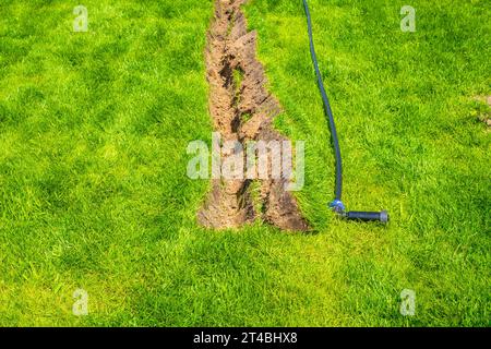 Self-installation of irrigation with a retractable sprinkler in the ...