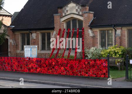 Knitted poppies display outside Wellesbourne Methodist Church ...