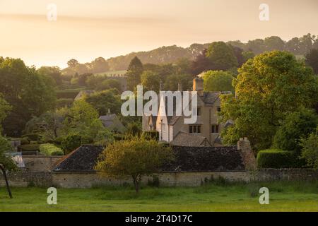 Cotswold cottages, Broad Campden, Gloucestershire, Cotswolds, England ...