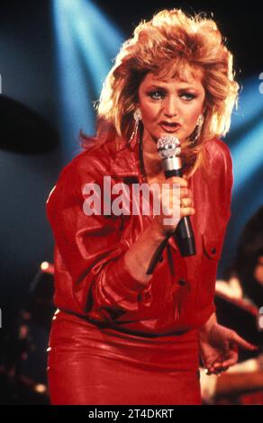 BONNIE TYLER ;Born 8 June 1951 ; Gaynor Sullivan ; Welsh singer ...