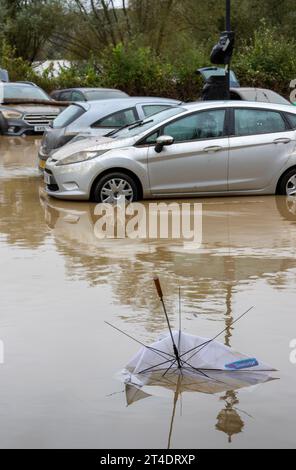 Flooding in Suffolk market town Framlingham caused by the River Ore ...