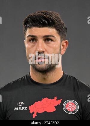 ISTANBUL - (l-r) Guven Yalcin of Vavacars Fatih Karagumruk, Ismail ...