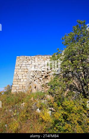 Great Wall in the wild, Beijing, China Stock Photo - Alamy