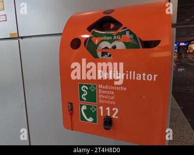 First external heart pacemaker Stock Photo - Alamy