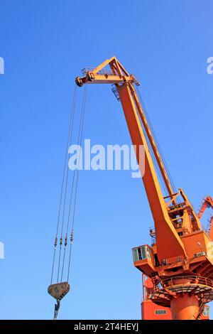 Portal crane lazy arm, closeup of photo Stock Photo - Alamy