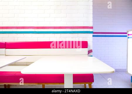 Empty cafe interior modern casual dining Stock Photo - Alamy