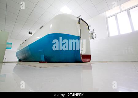 Medical Hyperbaric oxygen chamber internal structure Stock Photo - Alamy