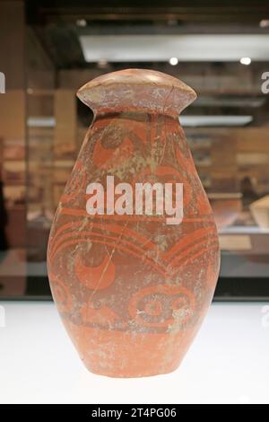 Chinese ancient ceramic ware Stock Photo - Alamy