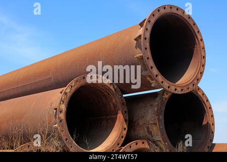 Dredging steel pipe piles in the open air Stock Photo - Alamy