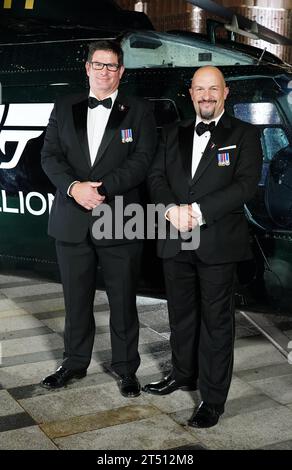 Contestants Nick Ashton and Keith Curtis arrive for the premiere of the ...