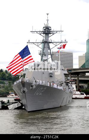 USS Sampson (DDG 102) arrives at Pearl Harbor for RIMPAC 2022 Stock ...