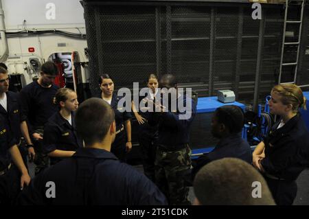 (HVBSS) Team 1, battle training, Midshipmen, USS Ronald Reagan (CVN 76 ...