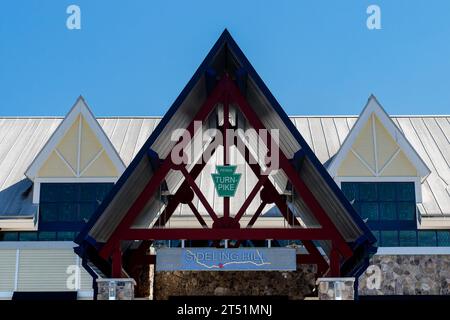 Waterfall, PA - Sept. 27, 2023: Pennsylvania Turnpike logo on a water ...