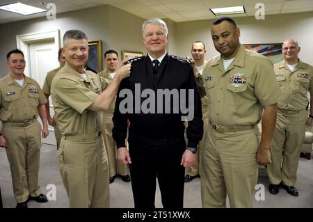 Adm. Gary Roughead, Admiral, Chief of Naval Operations, CNO, CNO ...